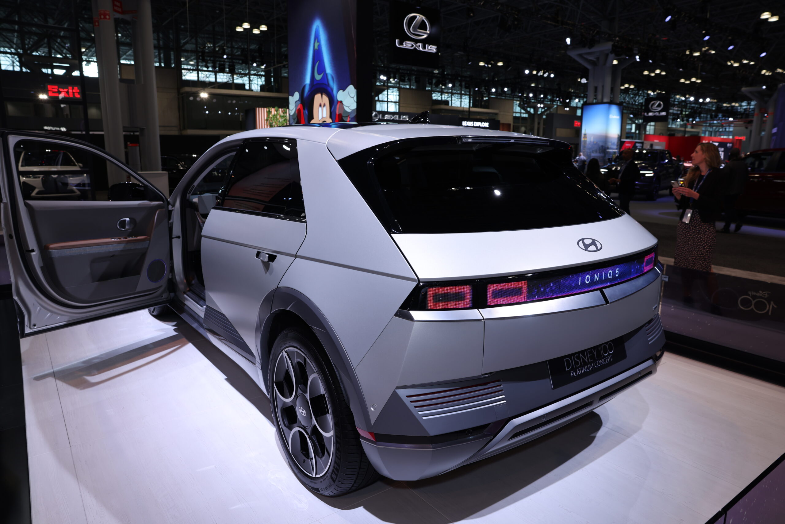 Hyundai Exhibit & Track - New York International Auto Show