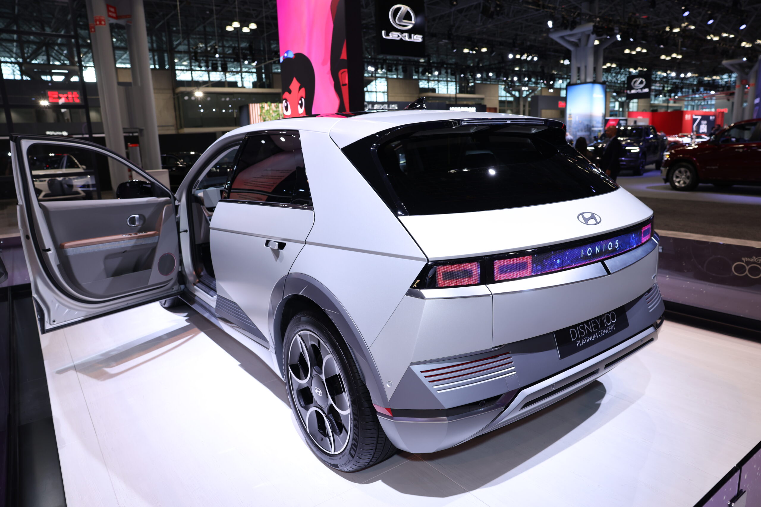 Hyundai Exhibit & Track - New York International Auto Show